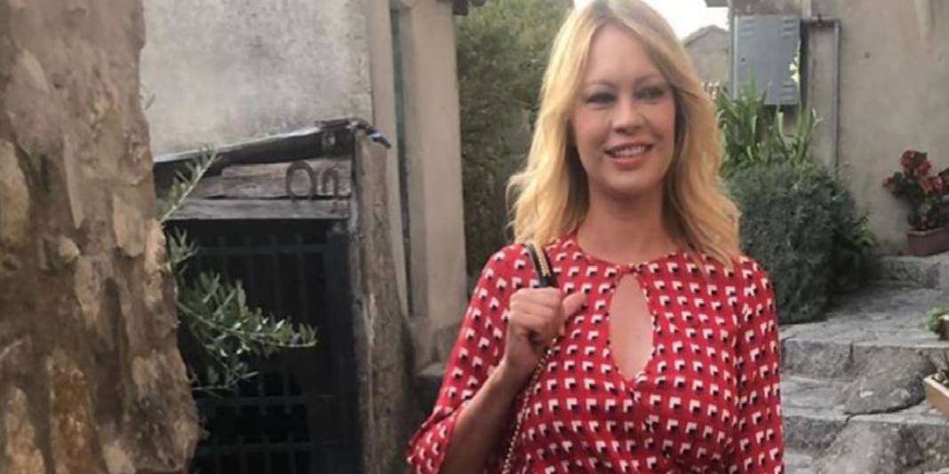 Anna Falchi Sarà La Madrina Della Prossima Sagra Del Mandorlo In Fiore