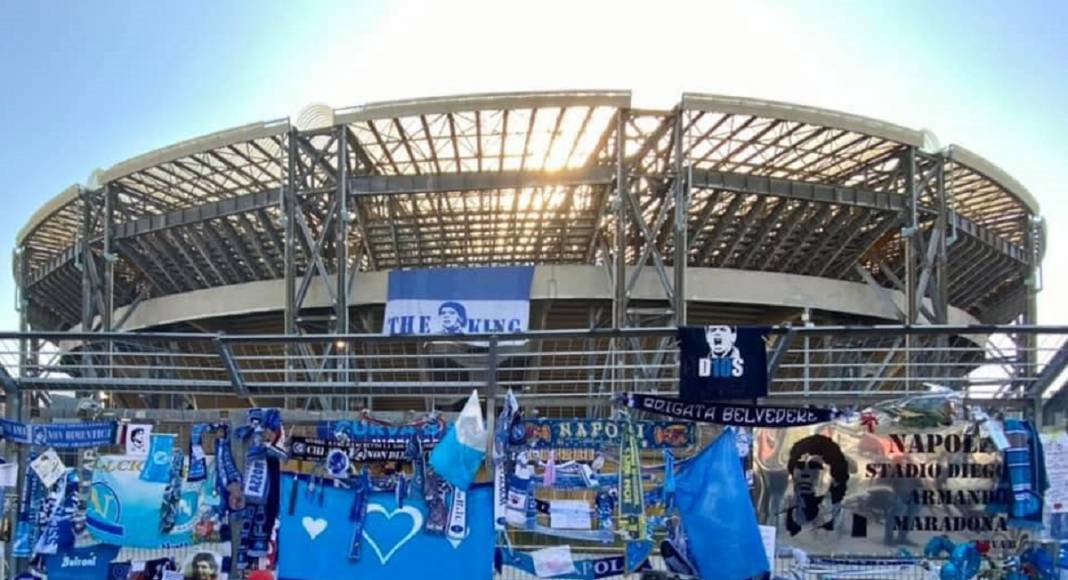 Stadio San Paolo: allestito un 'sacrario' per i tifosi dedicato a Maradona