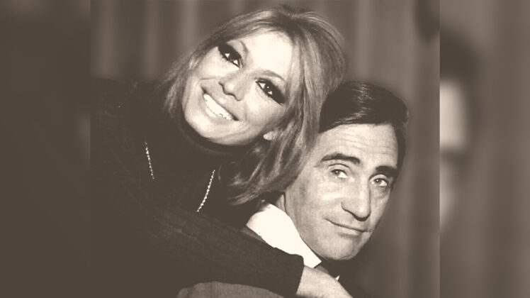 Vi ricordate Simone, il figlio di Walter Chiari e Alida Chelli? Ecco ...