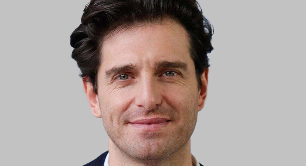 Giampaolo Morelli, avete mai visto sua moglie? È stata la più bella d ...